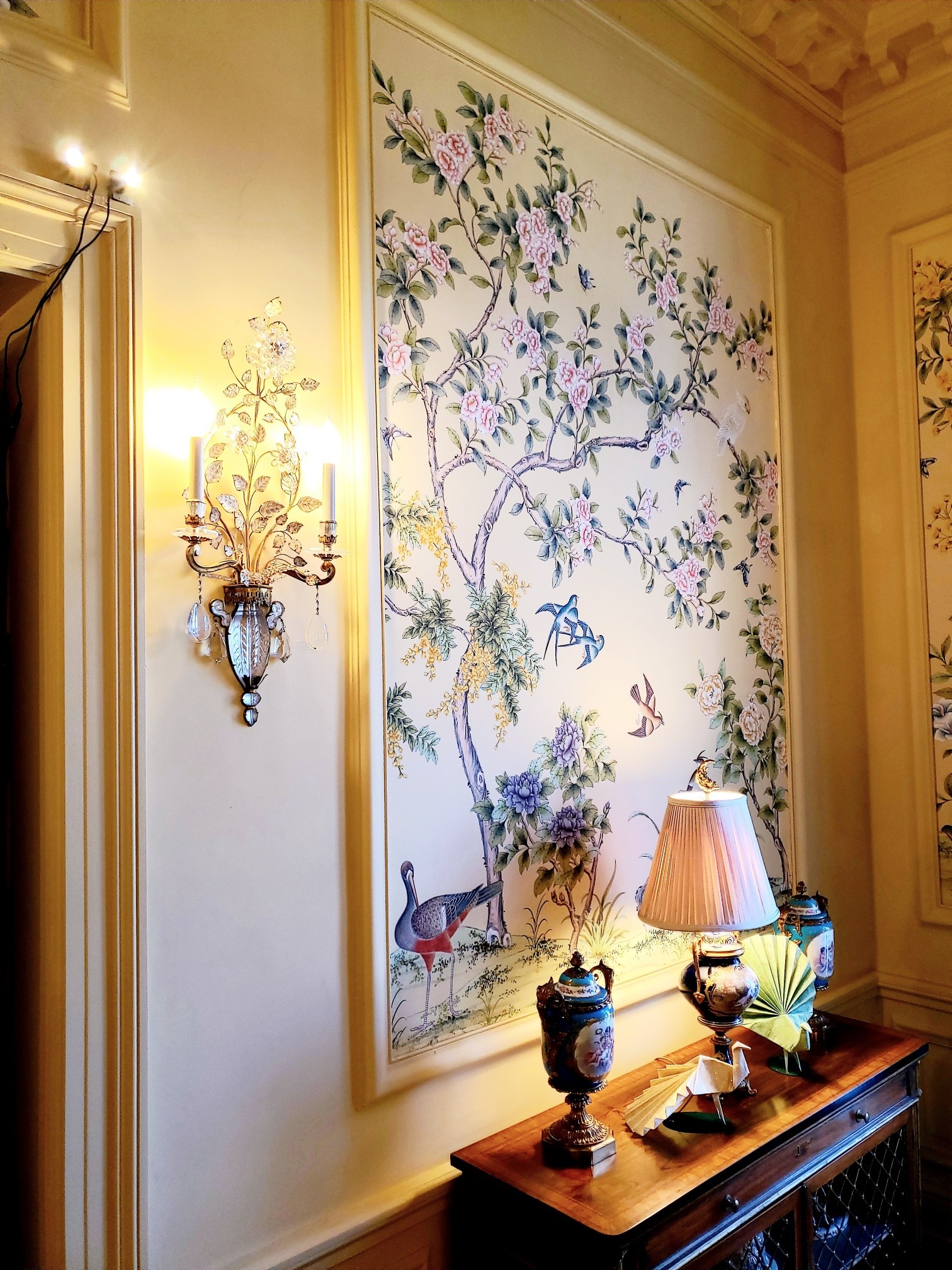 My Tour of the Lilly House - A Home for Elegance
