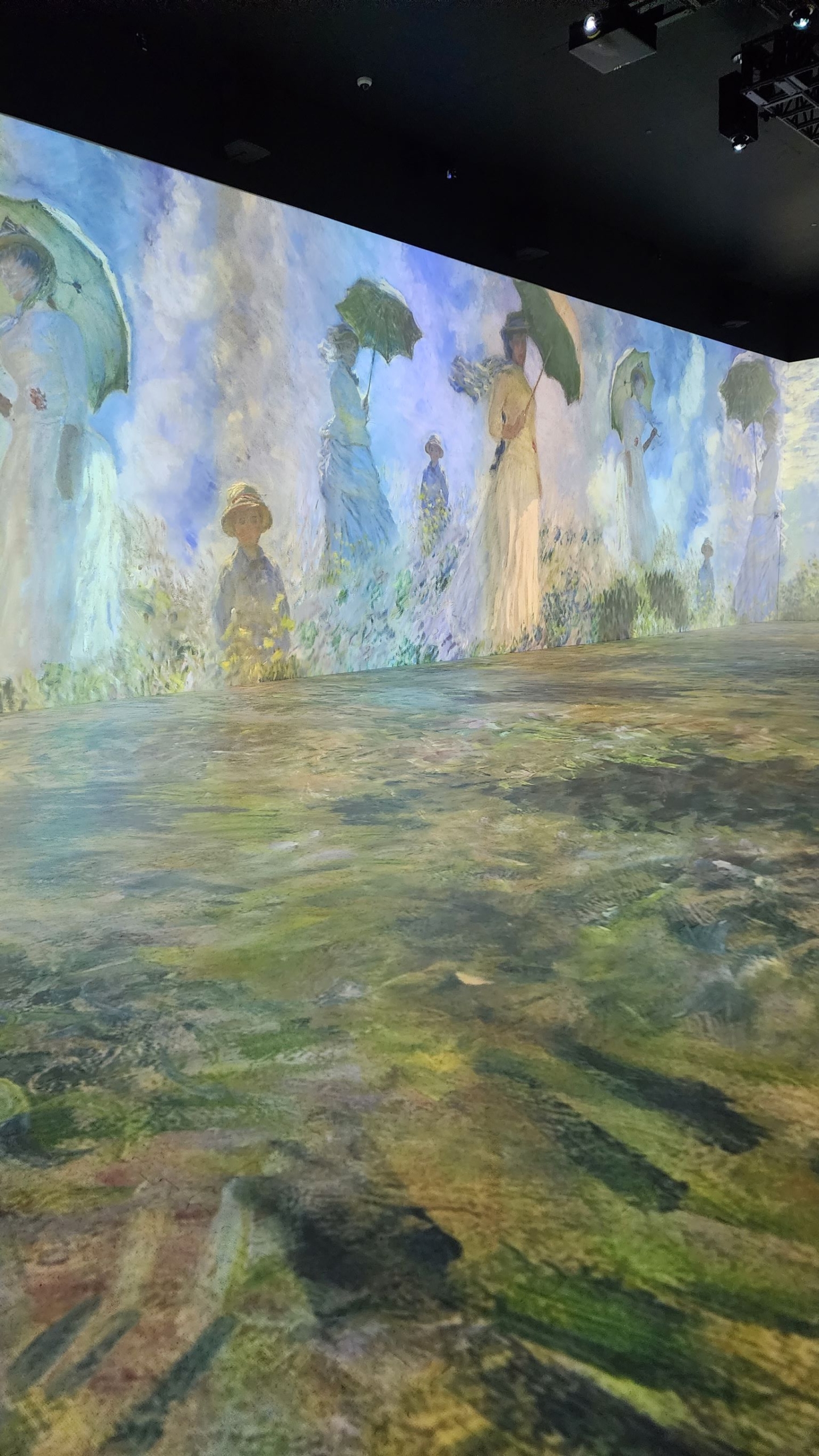 Seeking the Arts ~ The Claude Monet Exhibit - A Home for Elegance