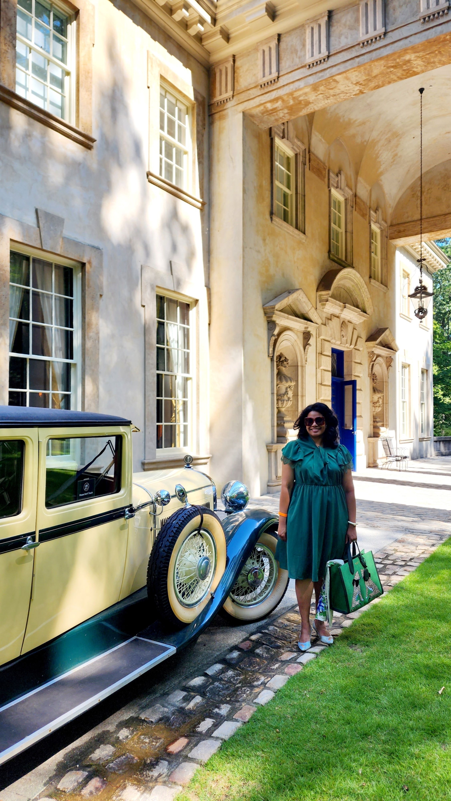 My Visit to the Swan House - A Home for Elegance